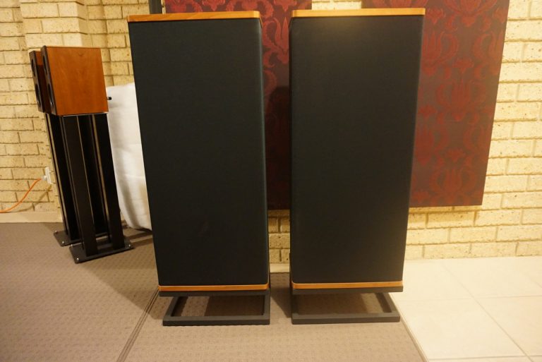 Vandersteen 2C Loudspeakers (Used) SOLD - Simply Hifi